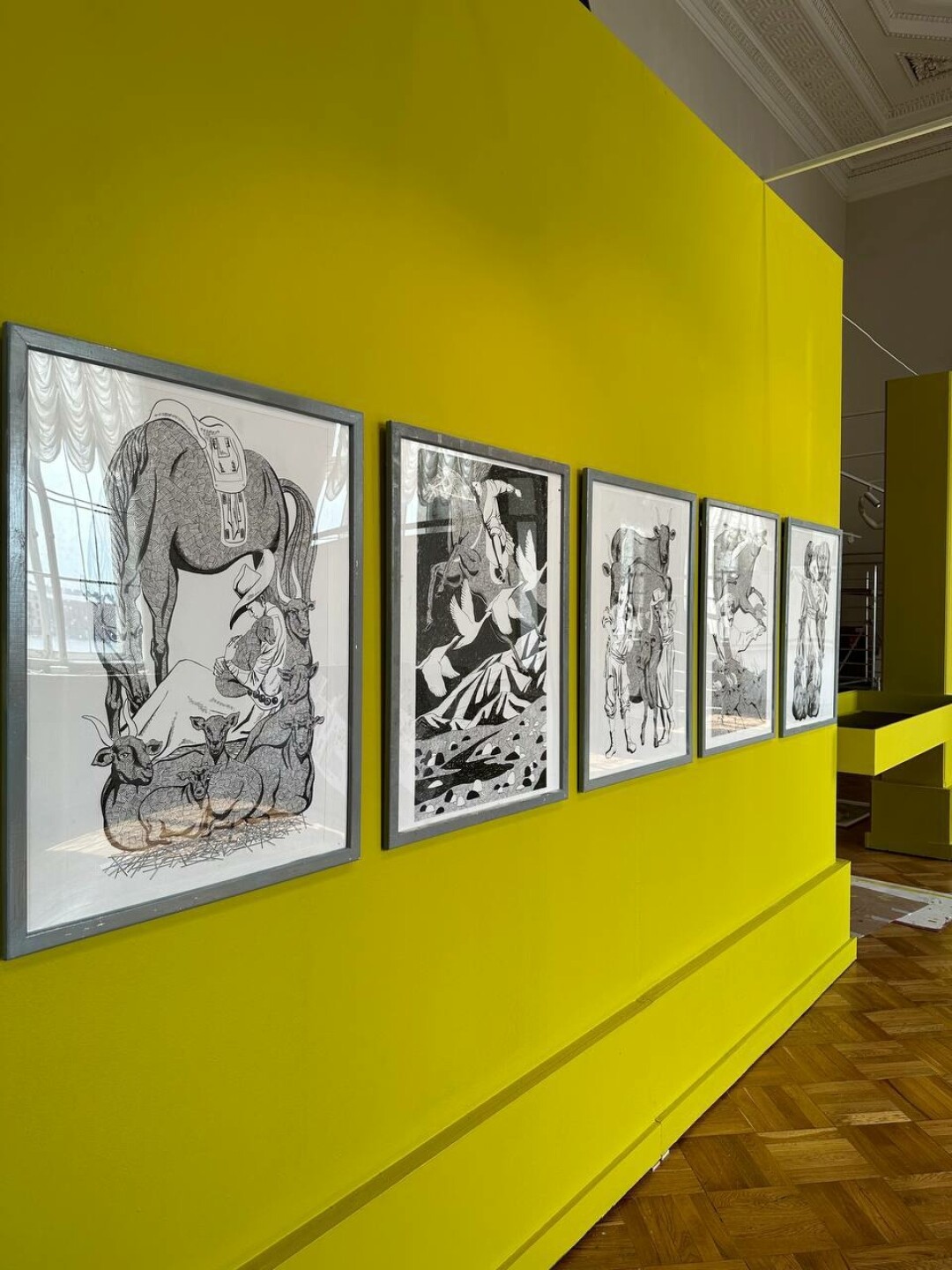 В МАХ завершается традиционная (13-я!) выставка дипломных работ выпускников Академии художеств ...