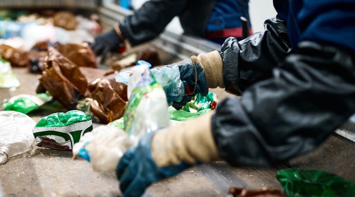 100% отходов на сортировку и строительство 5 новых комплексов для ...